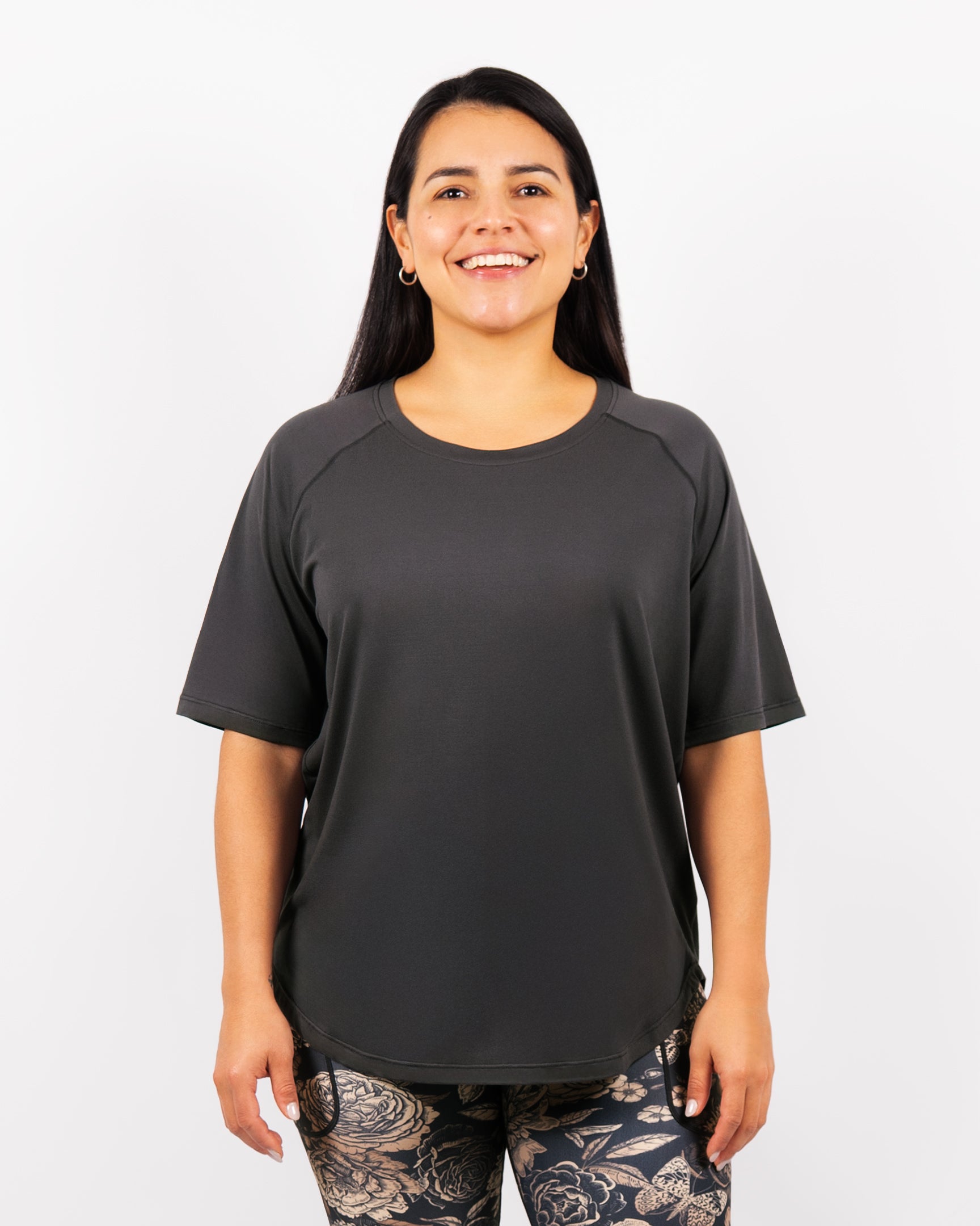 Mira Oversized Deep Grey T-Shirt – Maya Freya