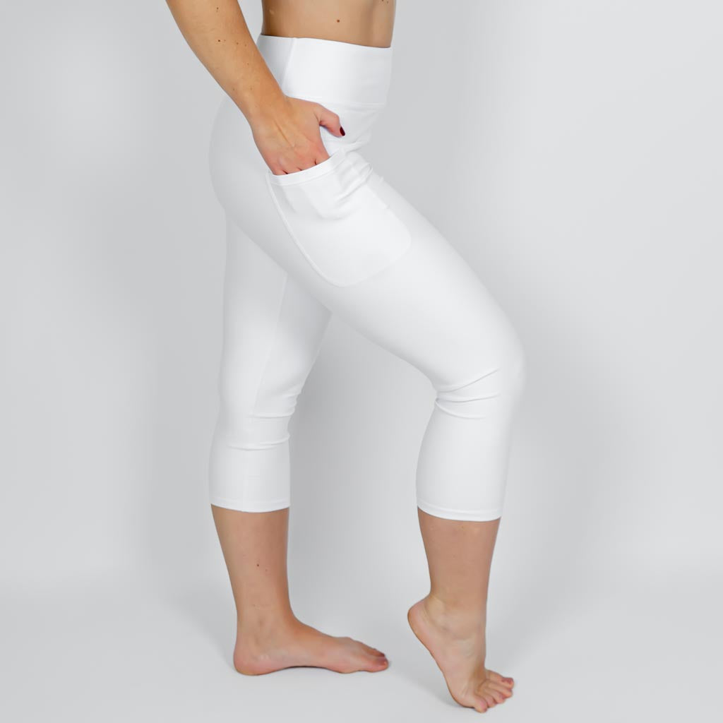 White Capri – Mayafreya.nl